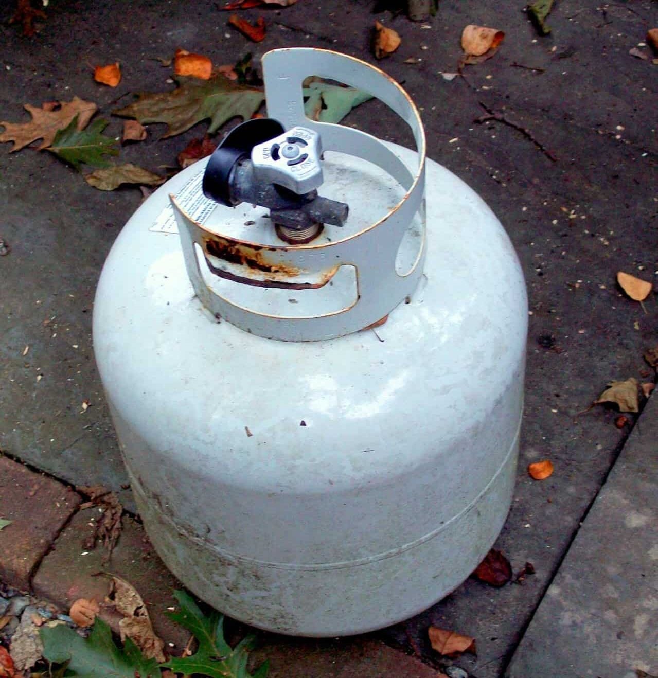 Connecting a Propane Fire Pit: Easy Setup and Safety Tips - Montana ...