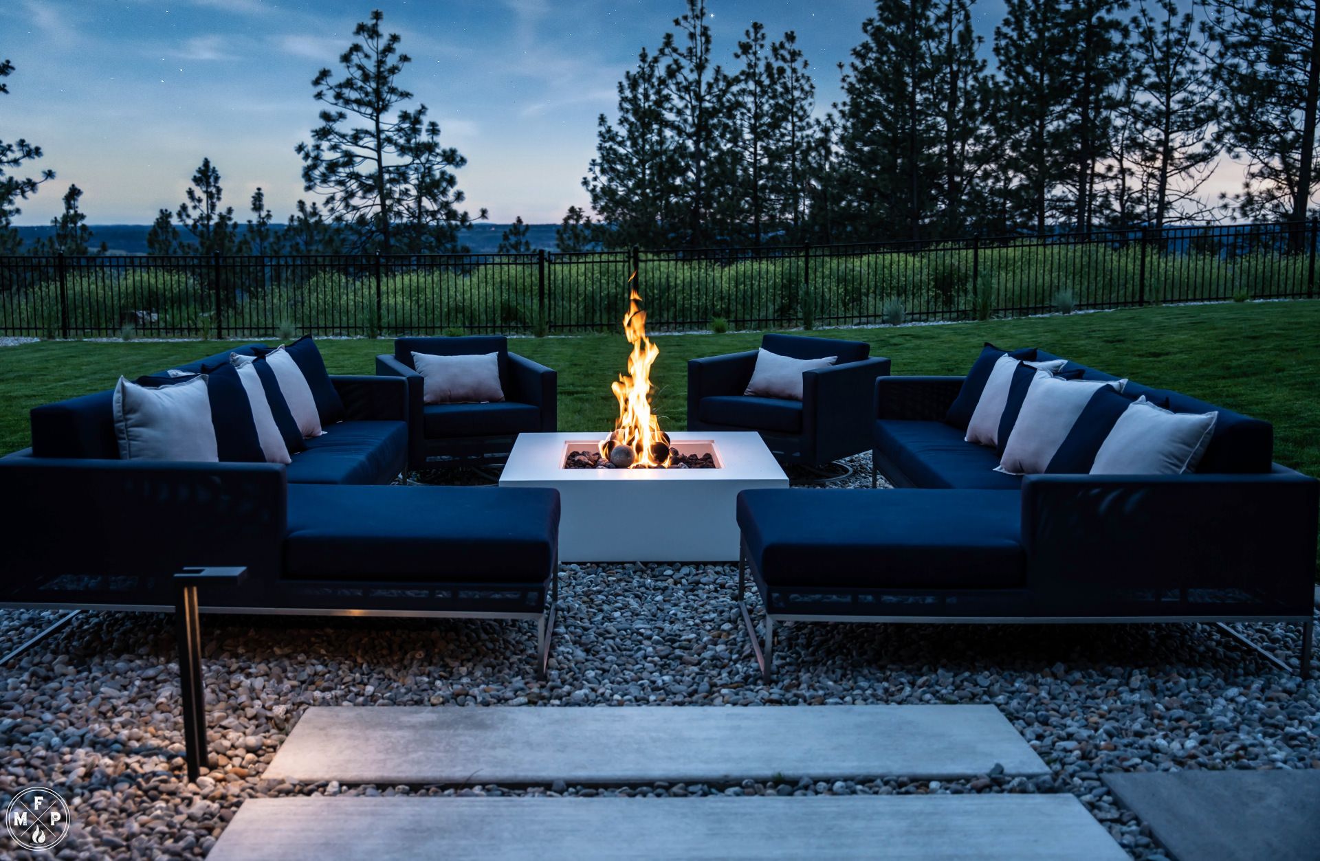 Designing Your Space Around a Gas Fire Pit - Montana Fire Pits