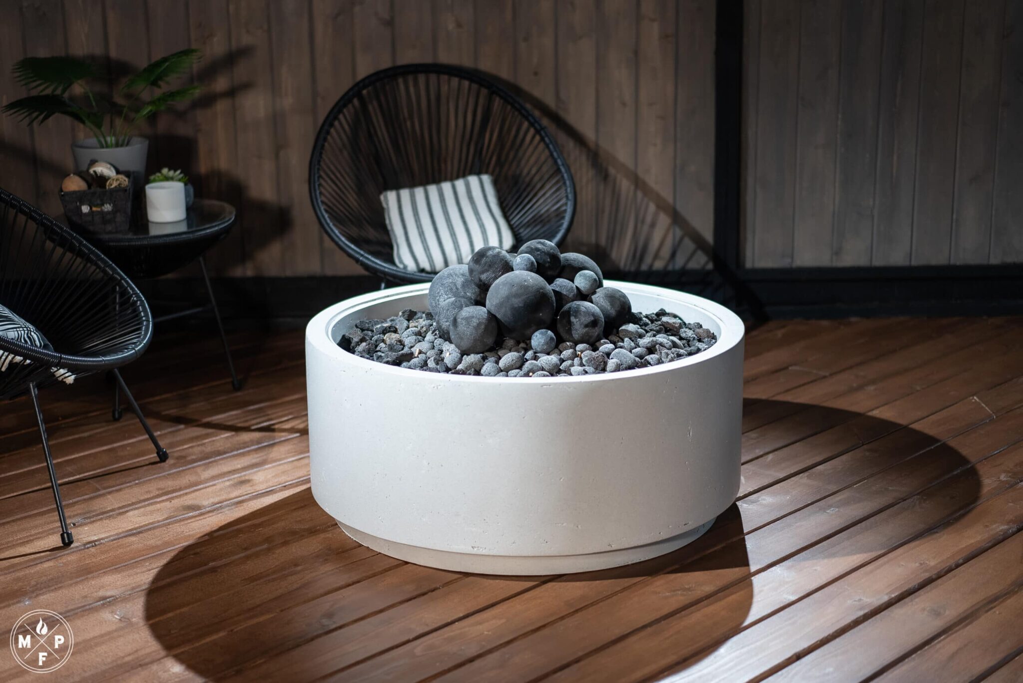 Oblica Agudo Concrete Fire Pit 45" with 280K BTU Octagonal Crossfire ...