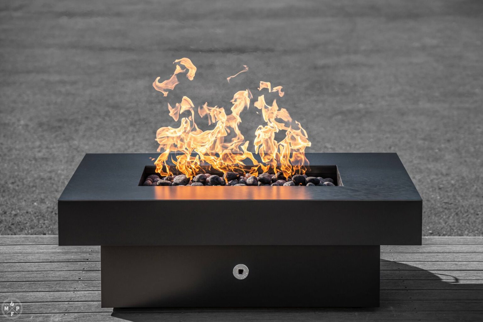 Redwood Custom Gas Fire Table | Montana Fire Pits