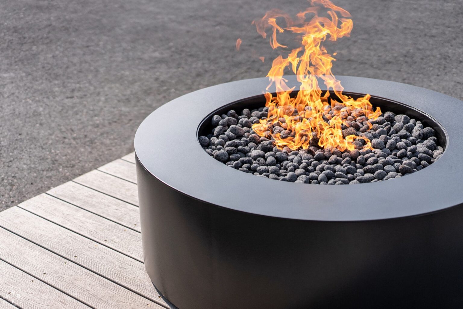 Montana Fire Pits Venture Series | Yellowstone Steel Fire Table